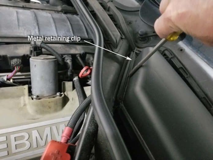 BMW N52 Intake Manifold Removal - 1,3,5,6,7,X1,X3,X5,Z4 6 Cyl.