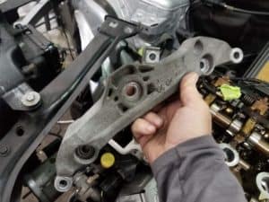 MINI R56 Engine Mount Replacement - 2006-2013 Cooper - All Models