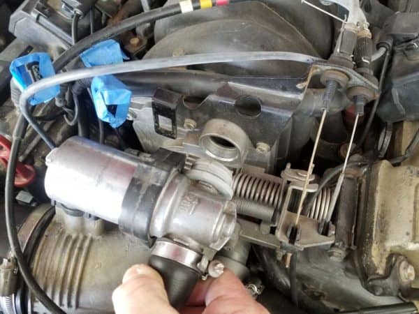 BMW M60 PCV Valve Replacement - 5,7,8 and X5 Series 8 Cylinder
