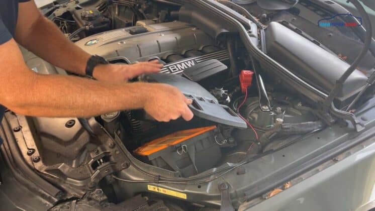 BMW Mass Air Flow Sensor Replacement - 1,3,5,6,7,X1,X3,X5,Z4 N52