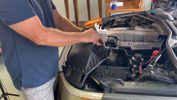 BMW Mass Air Flow Sensor Replacement - 1,3,5,6,7,X1,X3,X5,Z4 N52