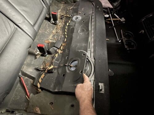 BMW X5 Fuel Pump Replacement /Fuel Level Sensor 2000-2006 E53