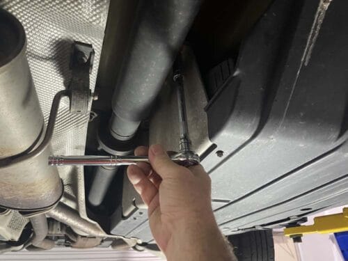 BMW X5 Fuel Filter Replacement - 2000-2006 E53